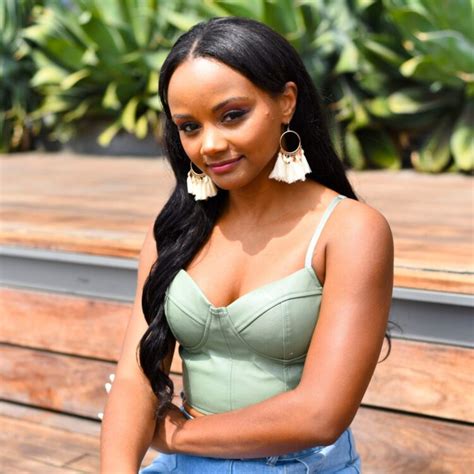 8 Hot Sexy Raven Bowens Bikini Pics