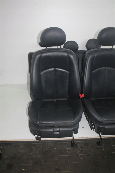Fotele Kanapa Sk Ra Czarna Mercedes W Kombi Oficjalne