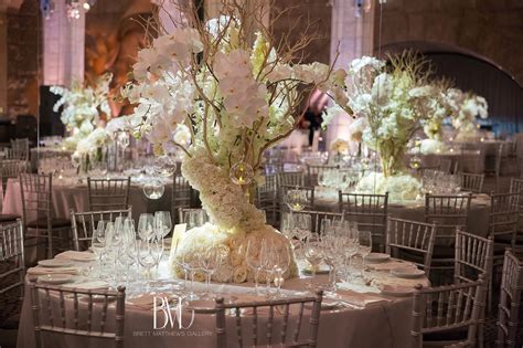 Effie And Elias Wedding High Centerpiece Guastavinos Brett