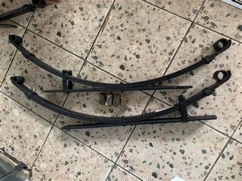 Jogo Feixe E Buchas Mola Traseira Toyota Hilux 2 8 1998 2004