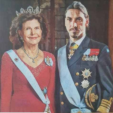 Zlatan Ibrahimovic posa como novo rei da Zuécia no Instagram Lance