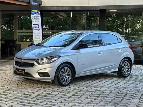 Chevrolet ONIX HATCH ADVANTAGE 1 4 8V Flex 5p Aut Flex 4 Portas