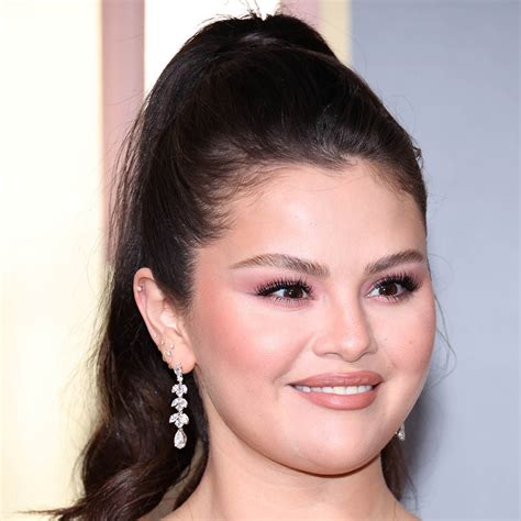 Selena Gomez Plastic Surgery Before And After Lips
