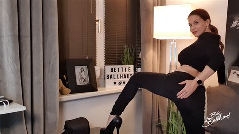 Tw Pornstars Bettie Ballhaus I I Berlin I Twitter Gem Segarten