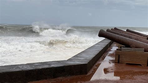 Cyclone Belal Un Mort La R Union L Le Maurice En Alerte Mer Et