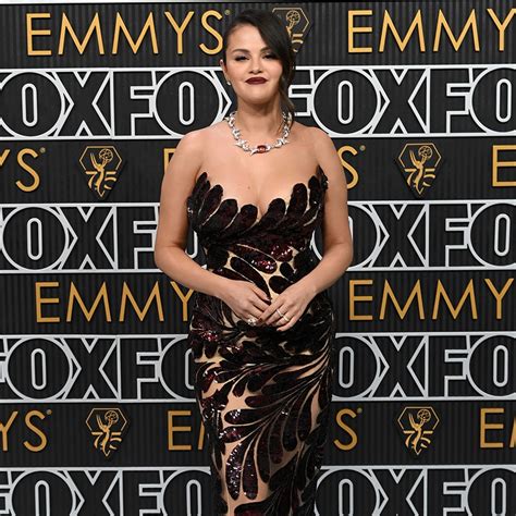 Moda En La Alfombra Roja De Los Emmy 2023 Todos Los Looks De Las