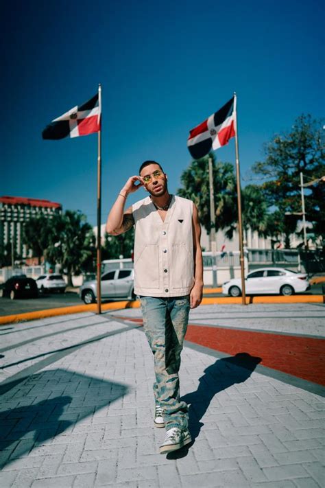 Prince Royce estrena su nuevo sencillo y video Me Enredé Son Así RD