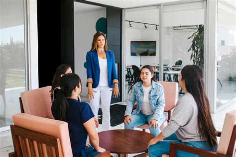 40 Amazing Workplace Break Room Ideas To Boost Employee Morale GenTwenty