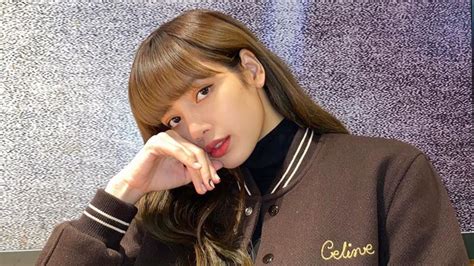 LOOK BLACKPINK S Lisa Manoban Without Bangs
