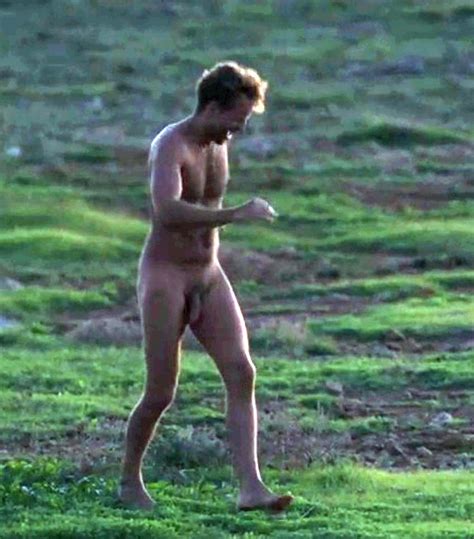 Il Nudo Frontale Di Alessandro Borghi In Supersex
