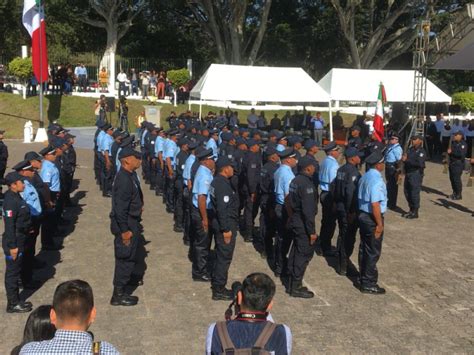 Se gradúan 89 nuevos policías municipales
