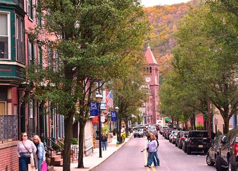 Charming Small Towns In Pennsylvania You Might Just Want To Move To