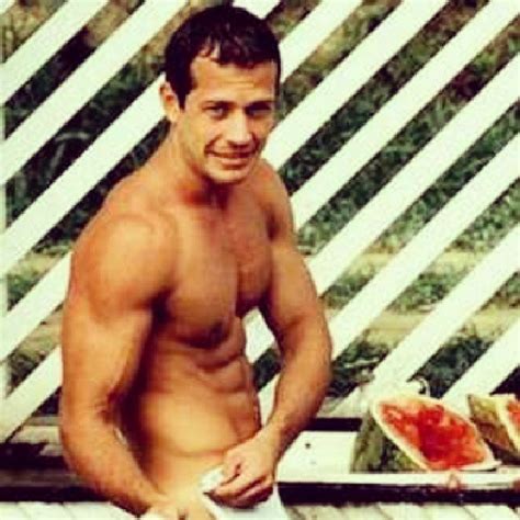 Malvino Salvador Posta Foto Seminu Relembrando Os Tempos De Modelo