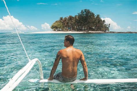 Jonny Melon Adventure Travel Blog Features FREE Destination Guides