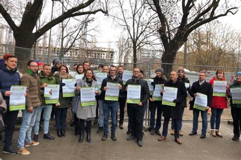 Mieszkańcy Wrocławia walczą o park na Kępie Mieszczańskiej Nie chcą
