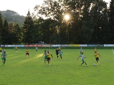 Fußballfesttag zum Jahresabschluss in Höchst Höchst VOL AT
