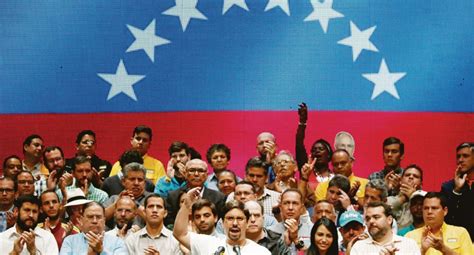 La única ventaja que tiene el gobierno es la desunión de la oposición