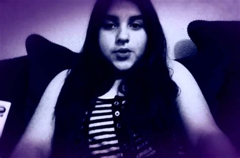 PLZ PLZ PLZ SEND ME IN SOMETHING D YouTube