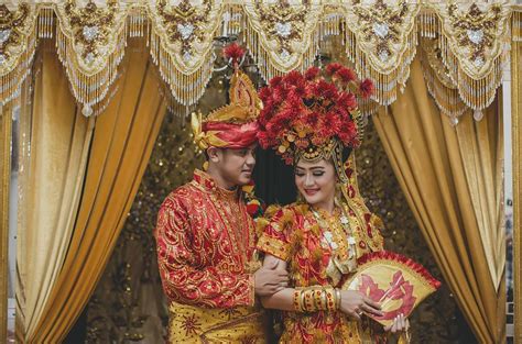 Baju Adat Muna Homecare24
