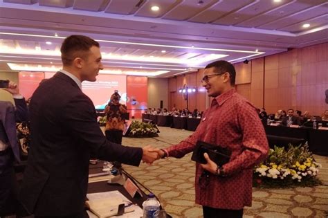 Jadi Tuan Rumah FCE 2023 Sandiaga Dorong Indonesia Jadi Pemimpin