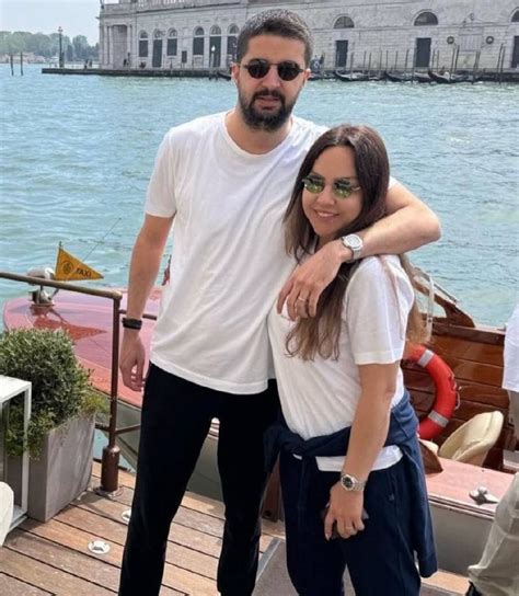 Ebru Gündeş ile Murat Osman Özdemir den aşk fotoğrafı Magazin
