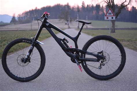 Yt Industries Tues Cf Pro Bike Gallery Traildevils