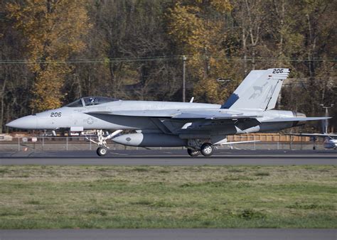 166443 FA 18E VFA147 KBFI 6720 USN FA 18E Super Hornet 166 Flickr