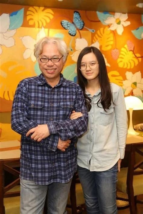 Vợ trẻ kém 40 tuổi của Lý Khôn Thành biến mất sau khi chồng qua đời 2sao