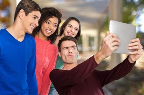 Generacion Z Todo Lo Que Necesitas Saber De Ellos