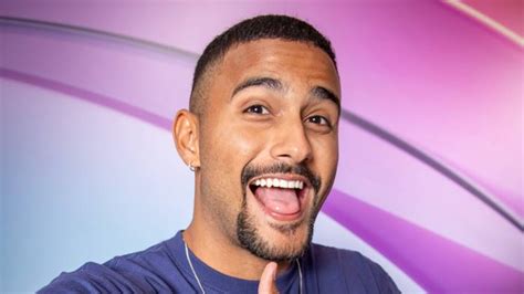 Vídeo de Lucas Pizane tomando banho no BBB 24 Fotos de Pênis