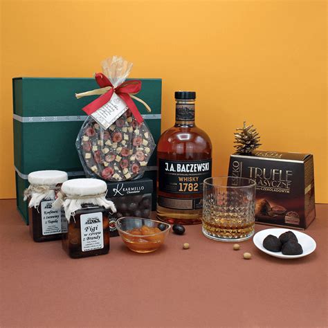 Wi Teczny Kosz Prezentowy Z Whisky Baczewski Experiago