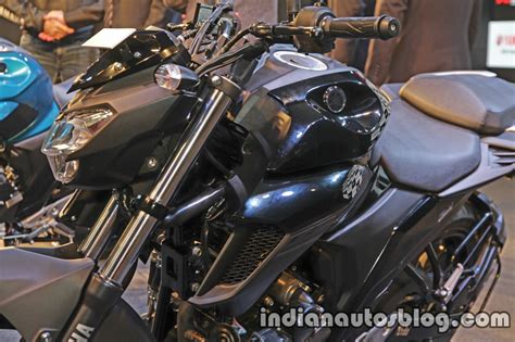 Xe naked bike siêu rẻ Yamaha FZ 25 chính thức trình làng
