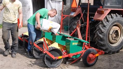 Siew kukurydzy 2018 Nowy nabytek Gościnnie Balusek 8020 siewnik