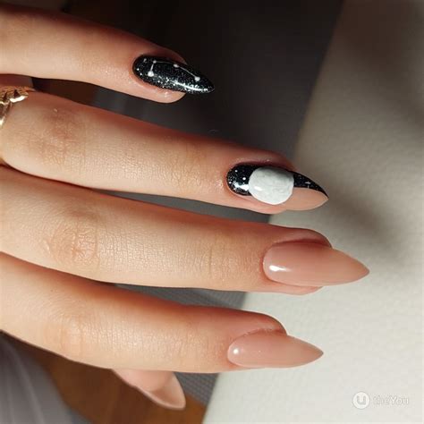 Descubrir Imagen U As Negras Con Puntos De Colores Viaterra Mx