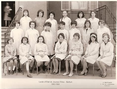 Photo de classe Classe de quatrième de 1963 Collège Et Lycée De Filles