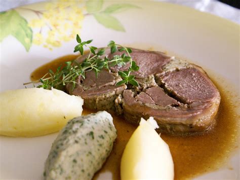 Selle D Agneau Farcie Aux Herbes Recette De Selle D Agneau Farcie