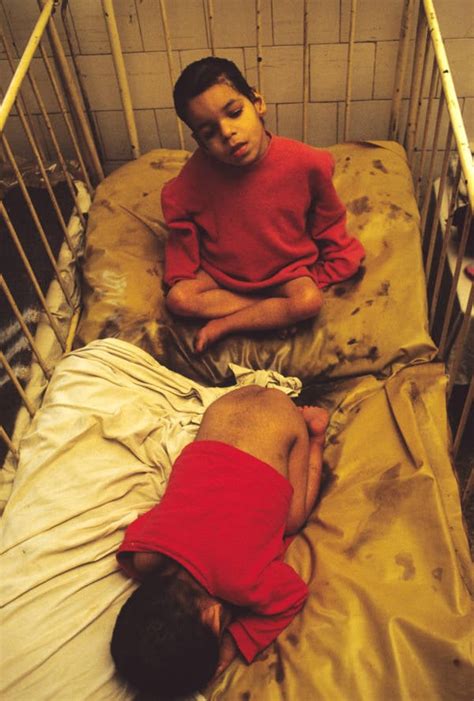 Haunting Photos Taken Inside Mental Asylums Of Decades Past