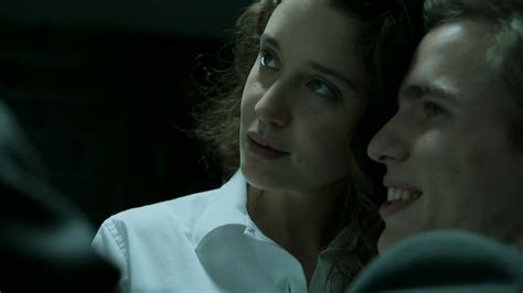 Maria Pedraza Çıplak Para Soygunu para soygunu 2017 s01e01 1080p