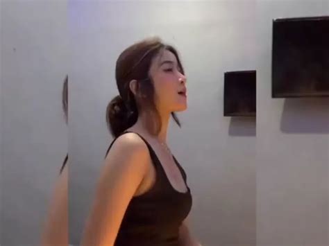 Inilah Sosok Nazwa Fidhia Selebgram Cantik Yang Sedang Viral Gara Gara