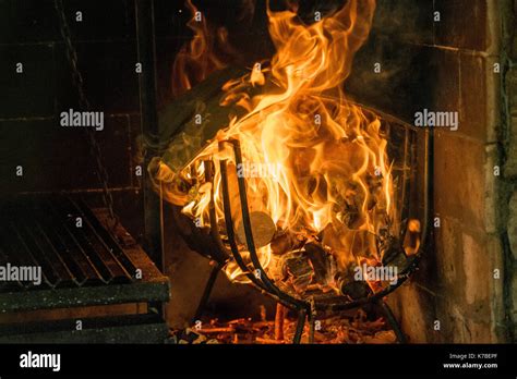 Wood Burning Stoves Fireplace Hi Res Stock Photography And Images Alamy