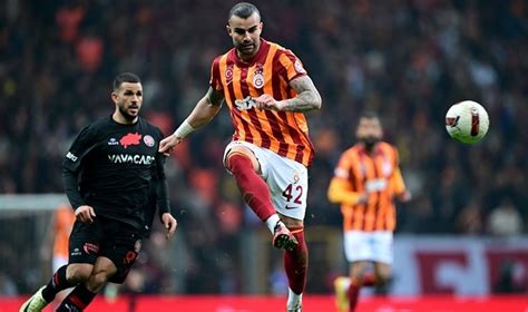 Galatasaray Da Sakat Oyuncular N Son Durumu Belli Oldu Son Dakika