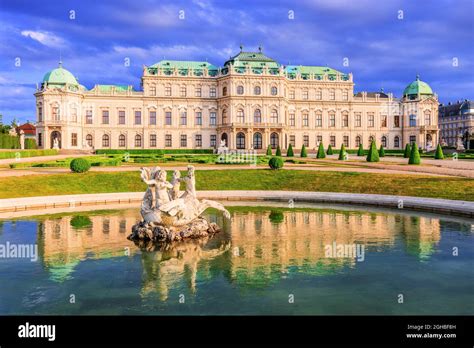 Schloss Belvedere Vienna Hi Res Stock Photography And Images Alamy