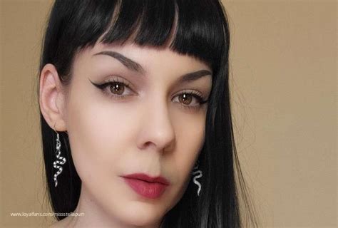 Black Shiny Gloves Big Natural Tits Joi Miss Stella Purr Official Profile