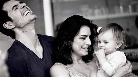 Aislinn Derbez Rompe En Llanto Al Hablar De Su Divorcio Con Mauricio