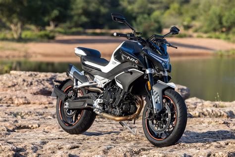 CFMOTO 800 NK Sport Und 800 NK Advance Im Test