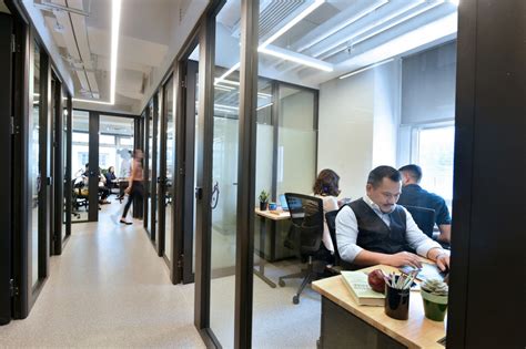 Naked Hub Bonham Strand Coworking Offices Hong Kong Office Snapshots