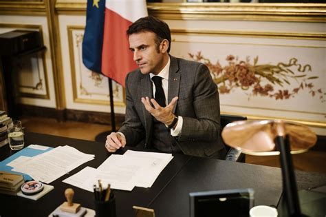 Emmanuel Macron Sur La Fin De Vie Avec Ce Projet De Loi On Regarde