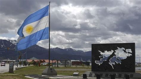 Día del Veterano y de los Caídos en la Guerra de Malvinas