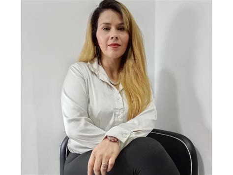 Stacylacros Big Boobed Blond Latin Female Webcam