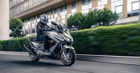 Il Kymco Ak Diventa Premium Ecco Foto E Prezzo News Moto It